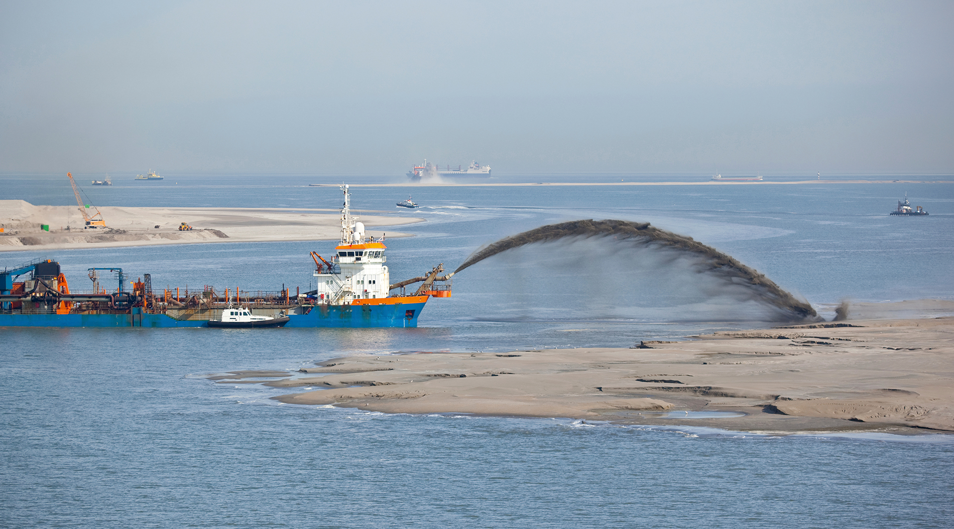 Underwater sound created by dredging equipment below the water ...
